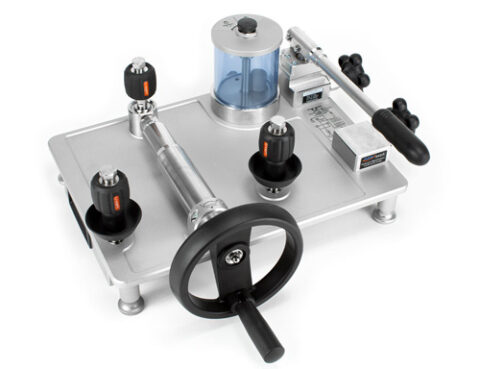 Additel 946 Hydraulic Pressure Calibration Test Pump | Chamois Metrology